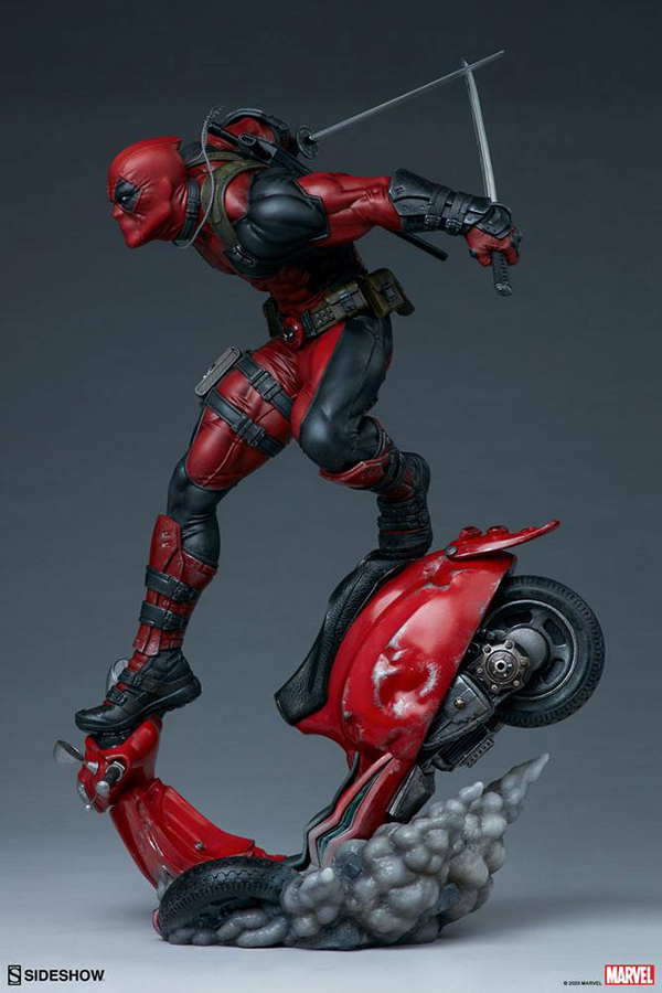 Sideshow Collectibles Marvel Deadpool Premium Format - HYPERTOYS