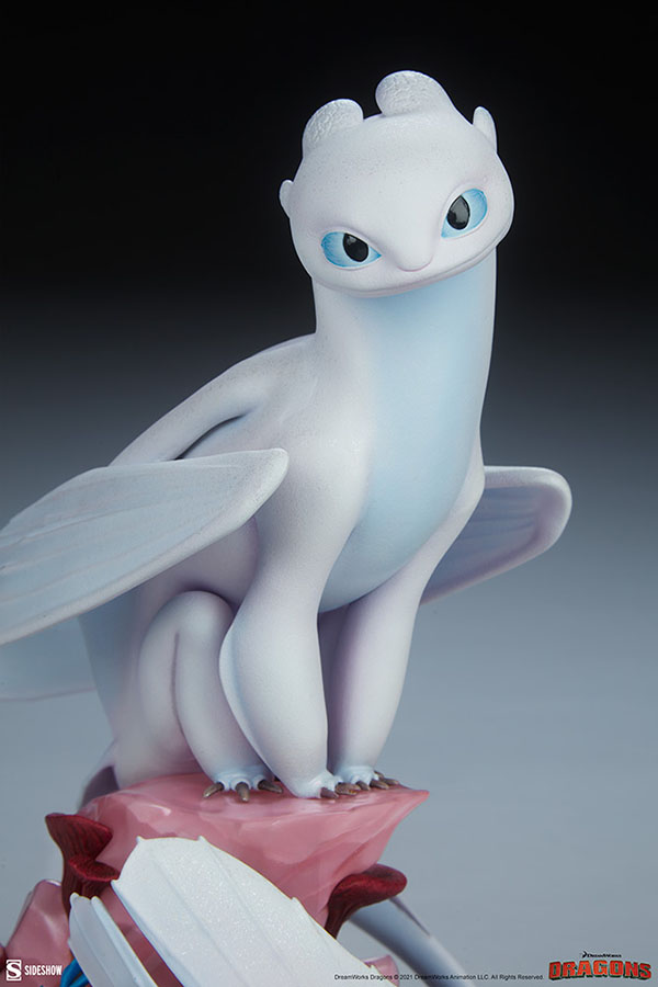 Sideshow Collectibles How to Train Your Dragon Light Fury Statue ...